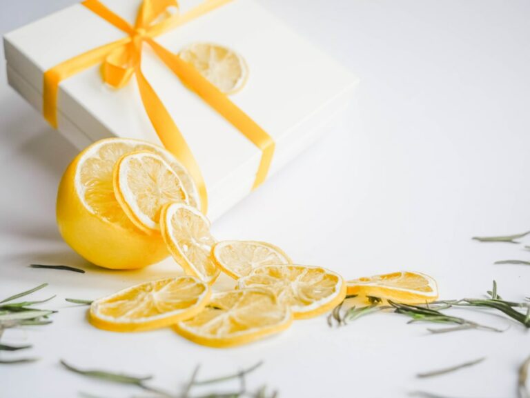 Comment faire du zeste de citron facilement - FeministesPlurielles